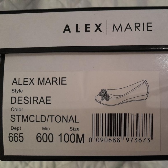 Alex Marie | Shoes | Alex Marie Altana Low Wedge Lasercut Rhinestone ...